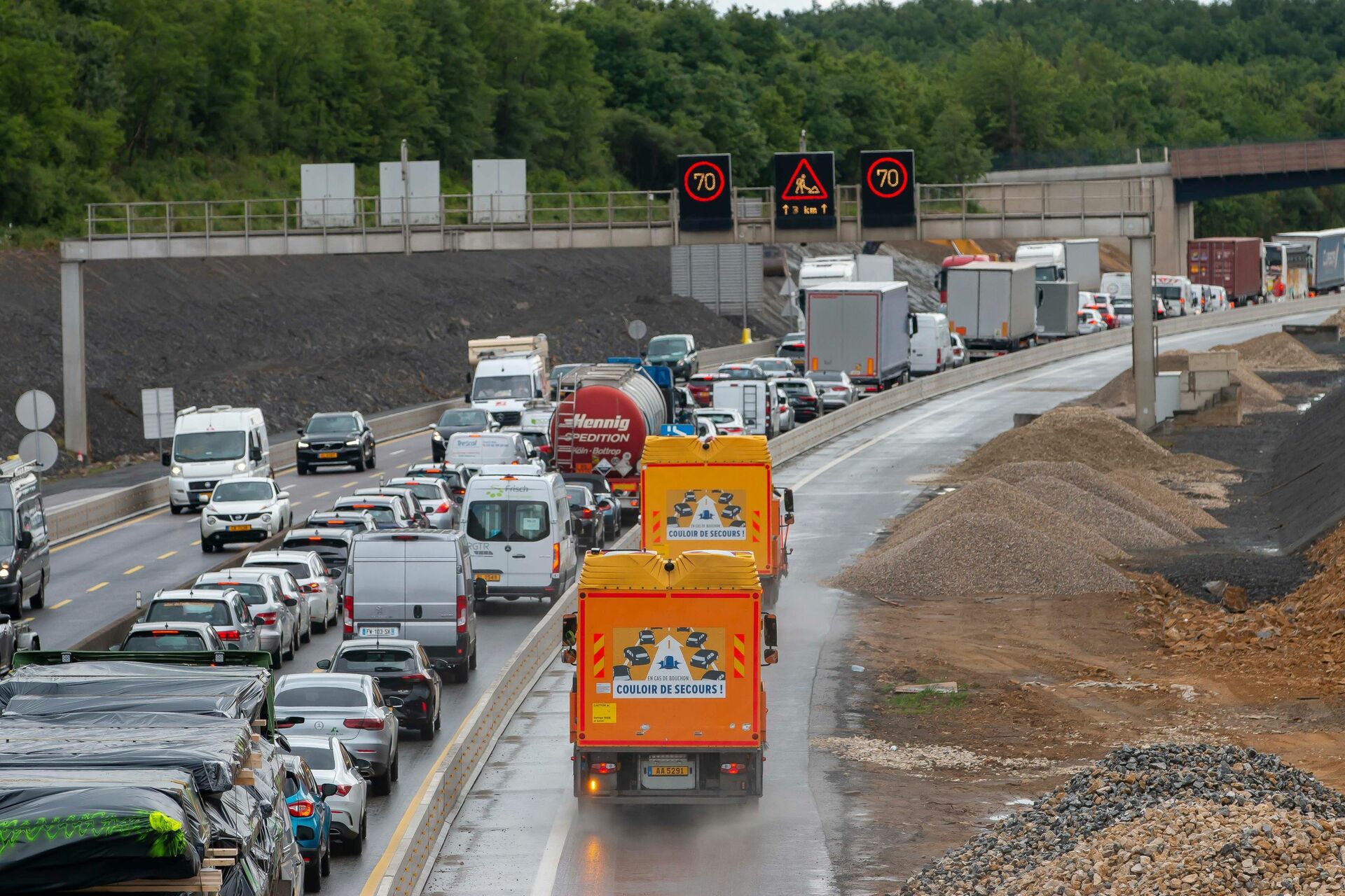 Trafic: Des kilomètres de bouchons sur les autoroutes luxembourgeoises ...