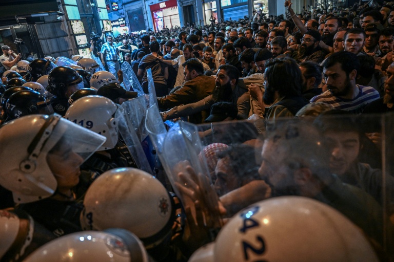 Rubber bullets, tear gas: Clashes in Istanbul over alleged 'Prophet ...