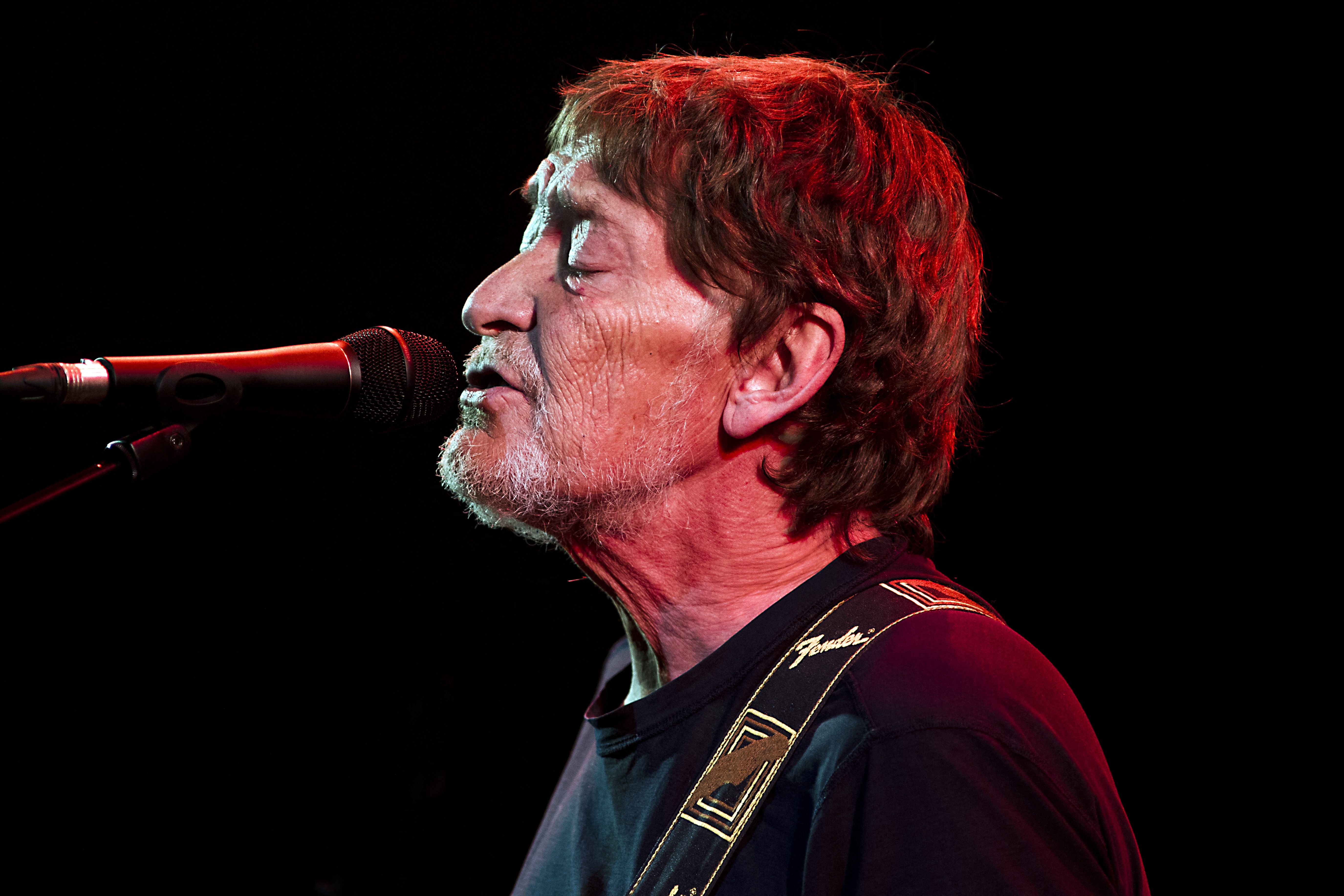 Sang Driving Home for Christmas: Chris Rea, celebrated singer ...
