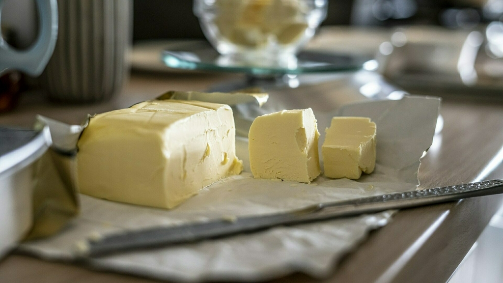 A bite of history: How to make old-fashioned butter in a modern kitchen ...