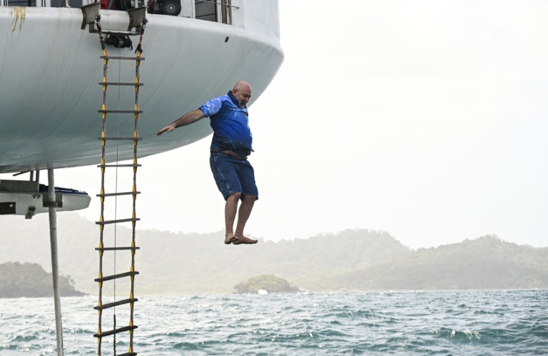 Aerospace engineer: German man sets world record living for 120 days ...