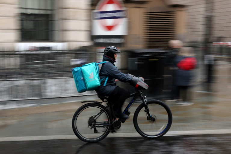After 12 years: Food app Deliveroo delivers first annual profit - RTL Today