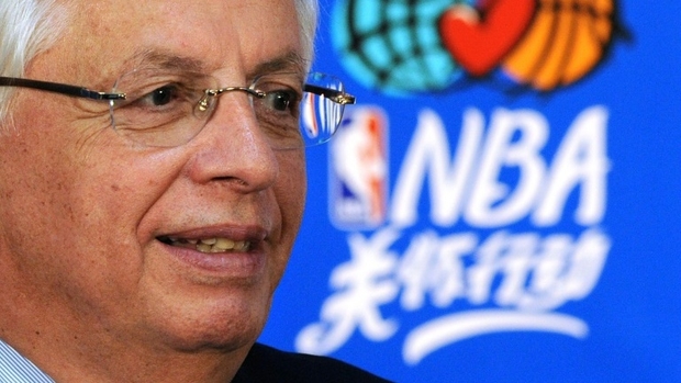 USA: Den David Stern, laangjärege Patron vun der NBA ass gestuerwen