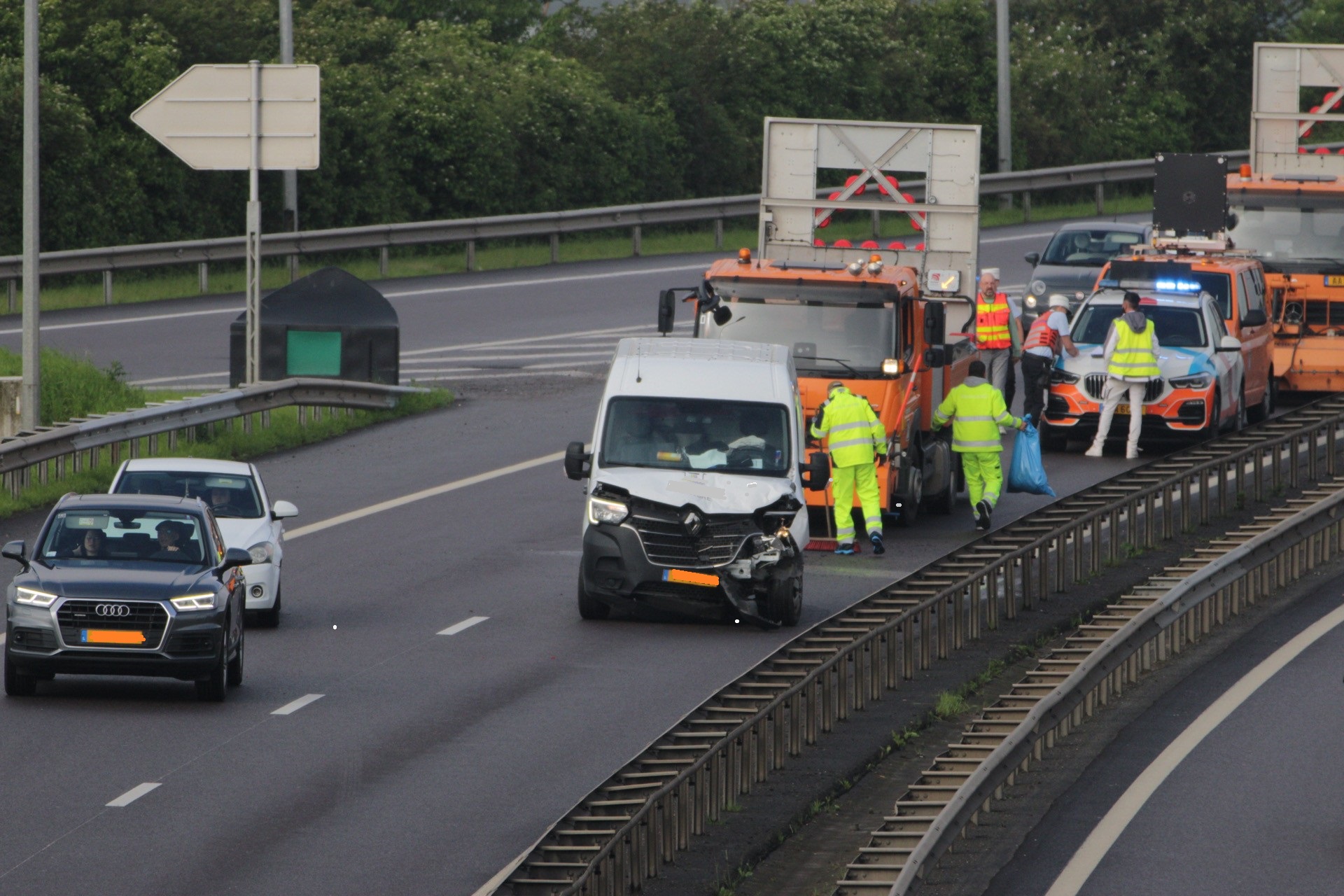 Accident involving three cars: Thursday morning pile-up on A4 led to ...
