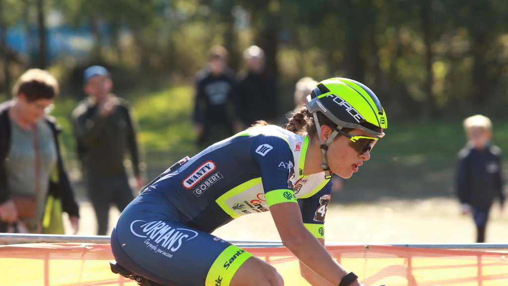 Cyclocross-Weltcup: Staark 8. Plaz fir d'Marie Schreiber - RTL Lëtzebuerg