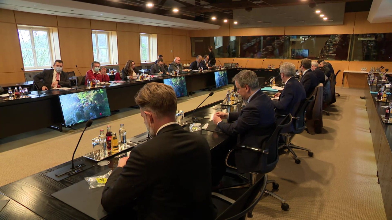 Unions not pleased: OGBL, LCGB & CGFP: Tripartite didn't go anywhere ...