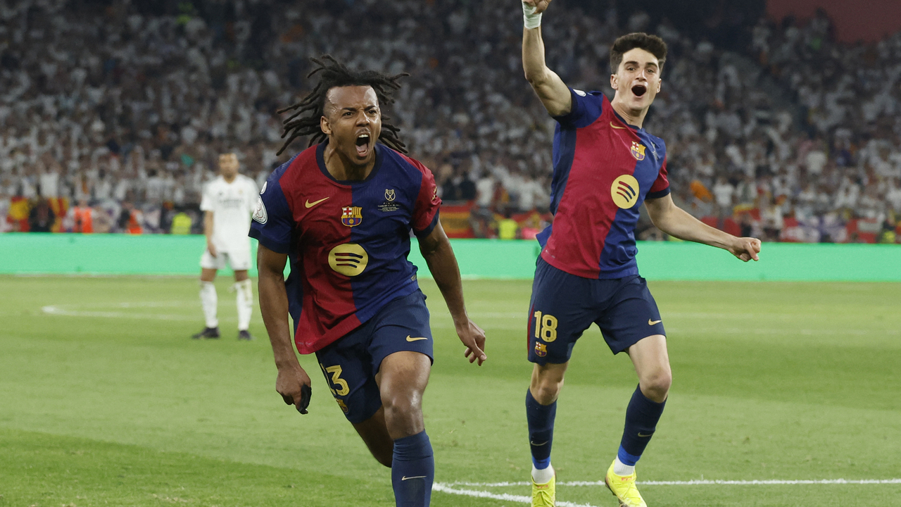 Internationale Futtball: Barcelona wënnt d'Copa del Rey no Victoire ...