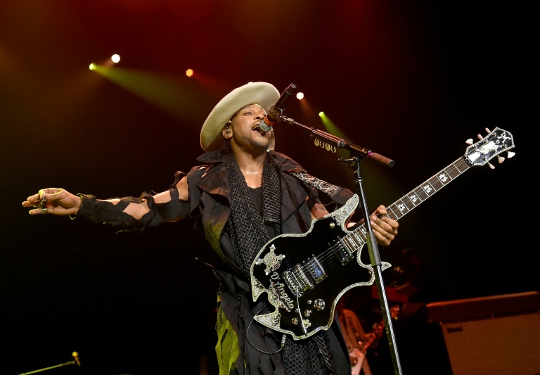 After battle with pancreatic cancer: Celebrated soul musician D'Angelo ...