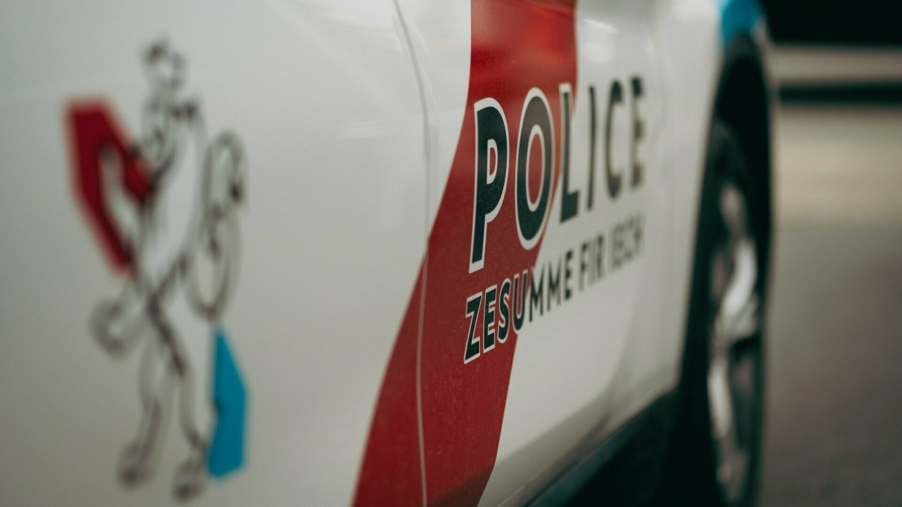 Differdange: Drink driver crashes into parked car, fined for insulting ...