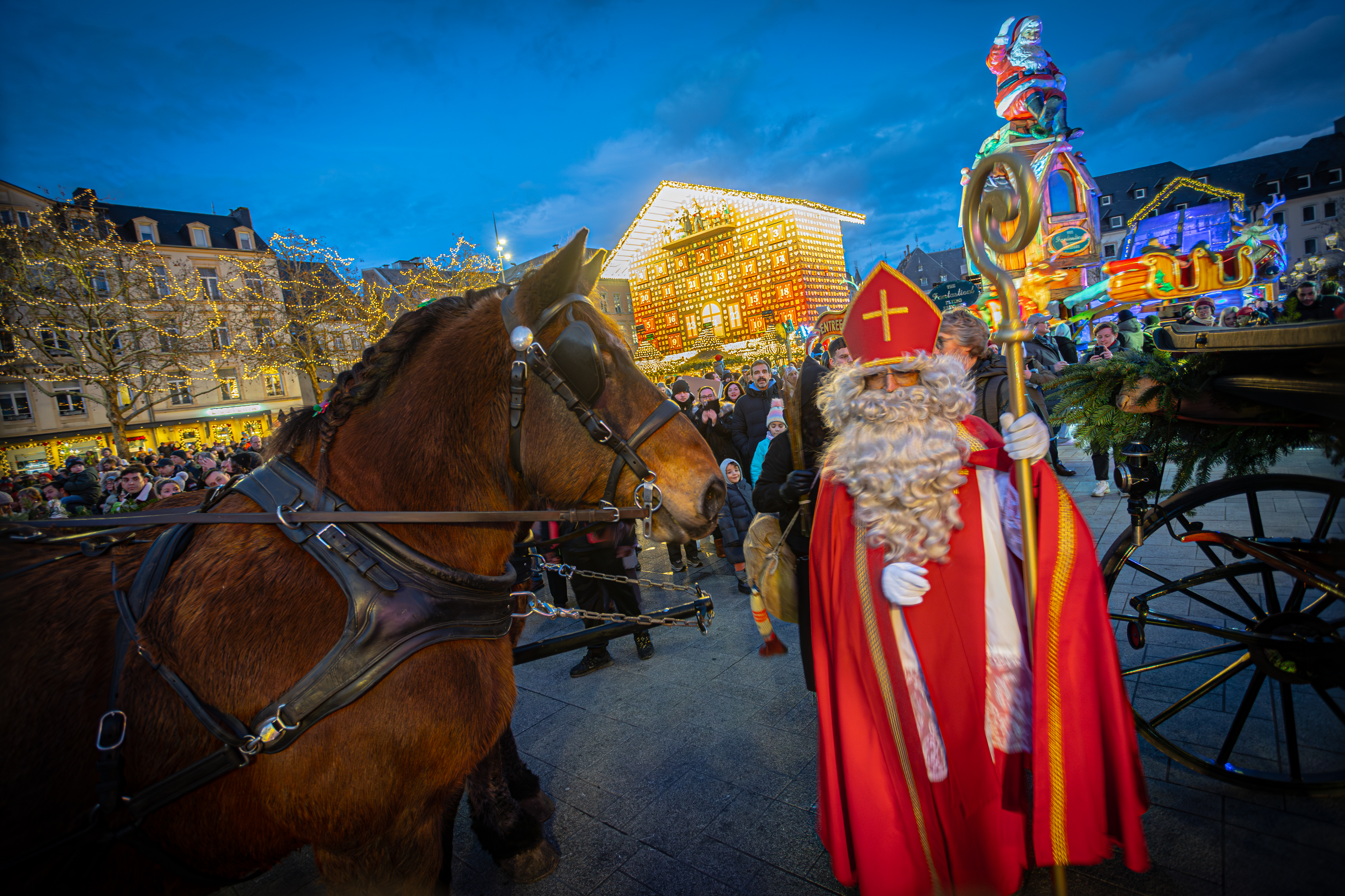 De Kleeschen op Besuch an der Stad (30.11.25) - RTL Lëtzebuerg