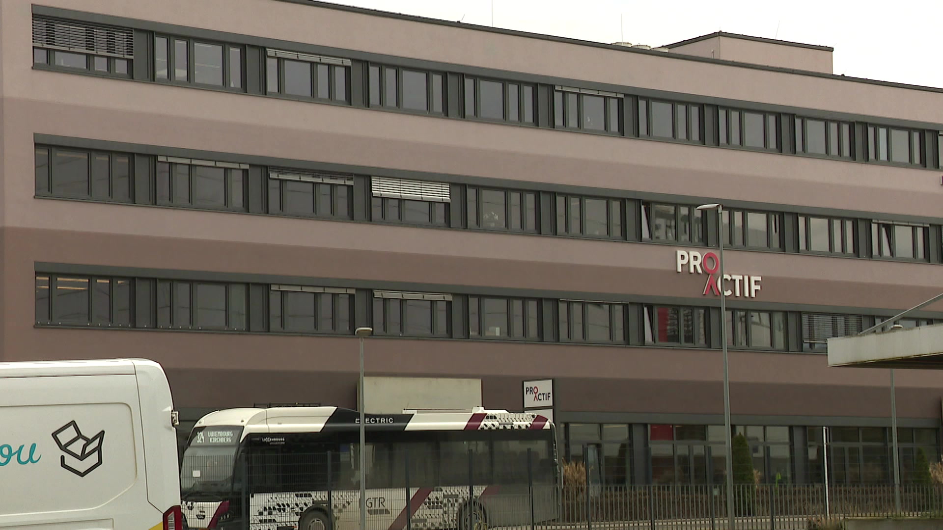 ProActif: Référé huet Demande vum Direkter géint seng Kënnegung fir ...
