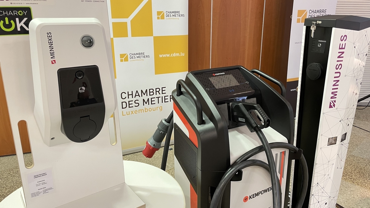 Problem behuewen: Connectiounsproblemer bei Elektroborne vum Chargy ...