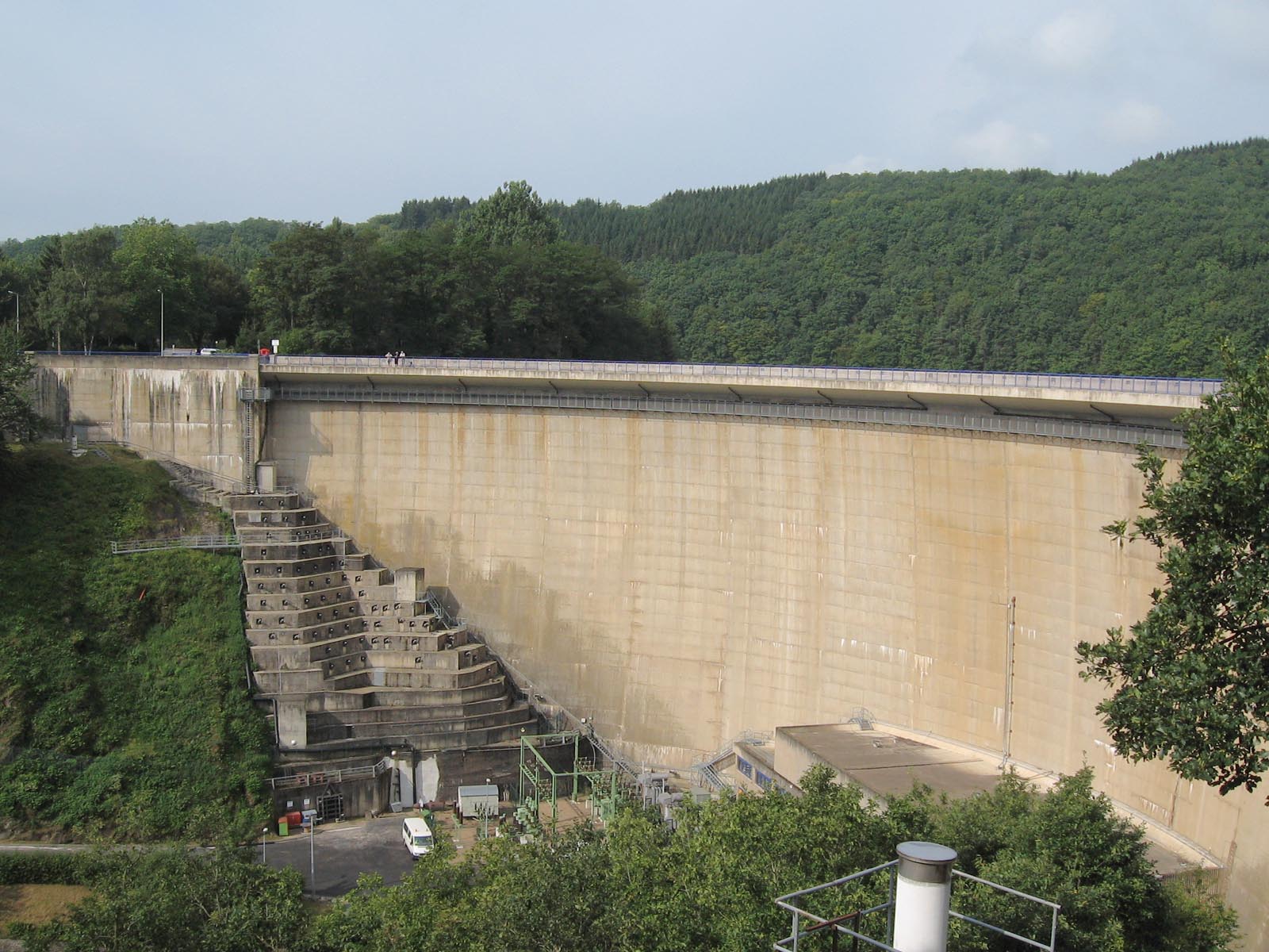 Once per decade: Major safety check of Esch-sur-Sûre dam underway - RTL ...