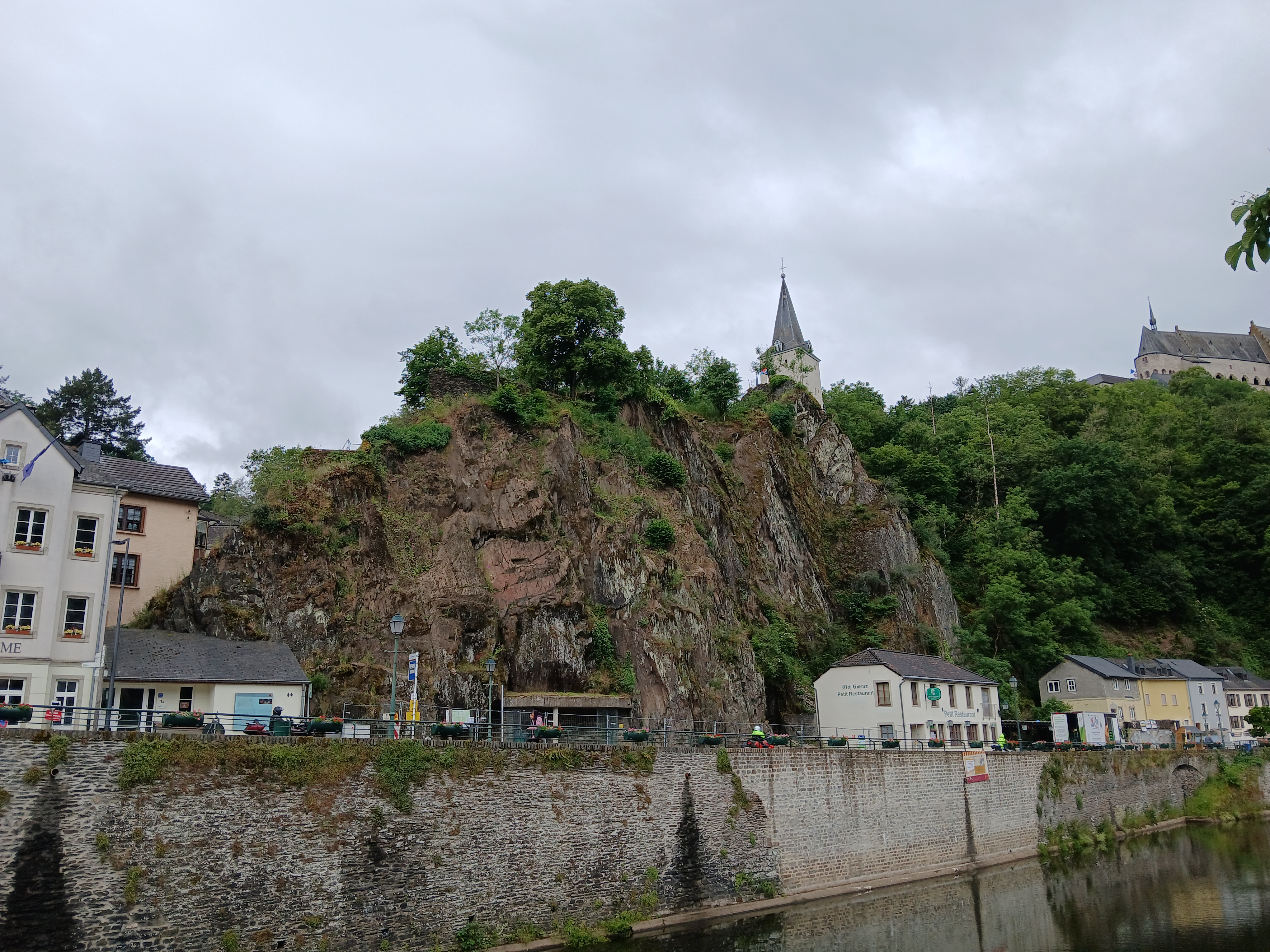 For safety reasons: Vianden to install netting on rock formations - RTL ...