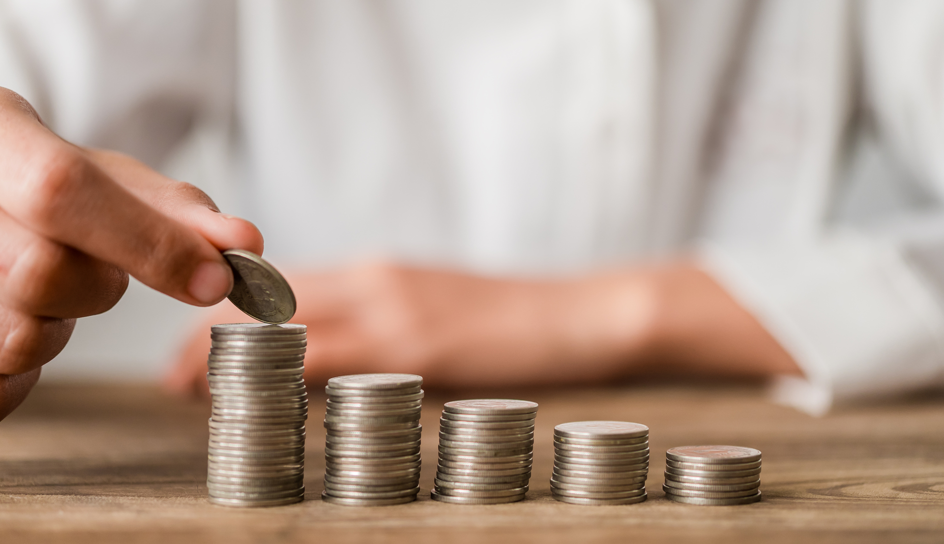 Silent violence: Financial control as a form of domestic abuse - RTL Today