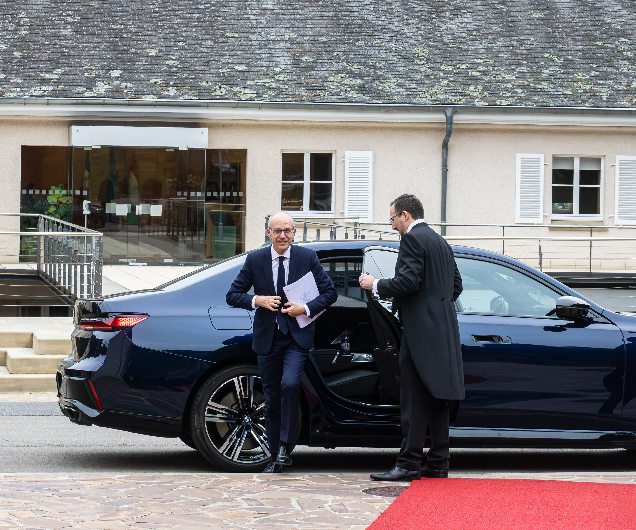 Meeting between Prime Minister Frieden and President Macron at ...