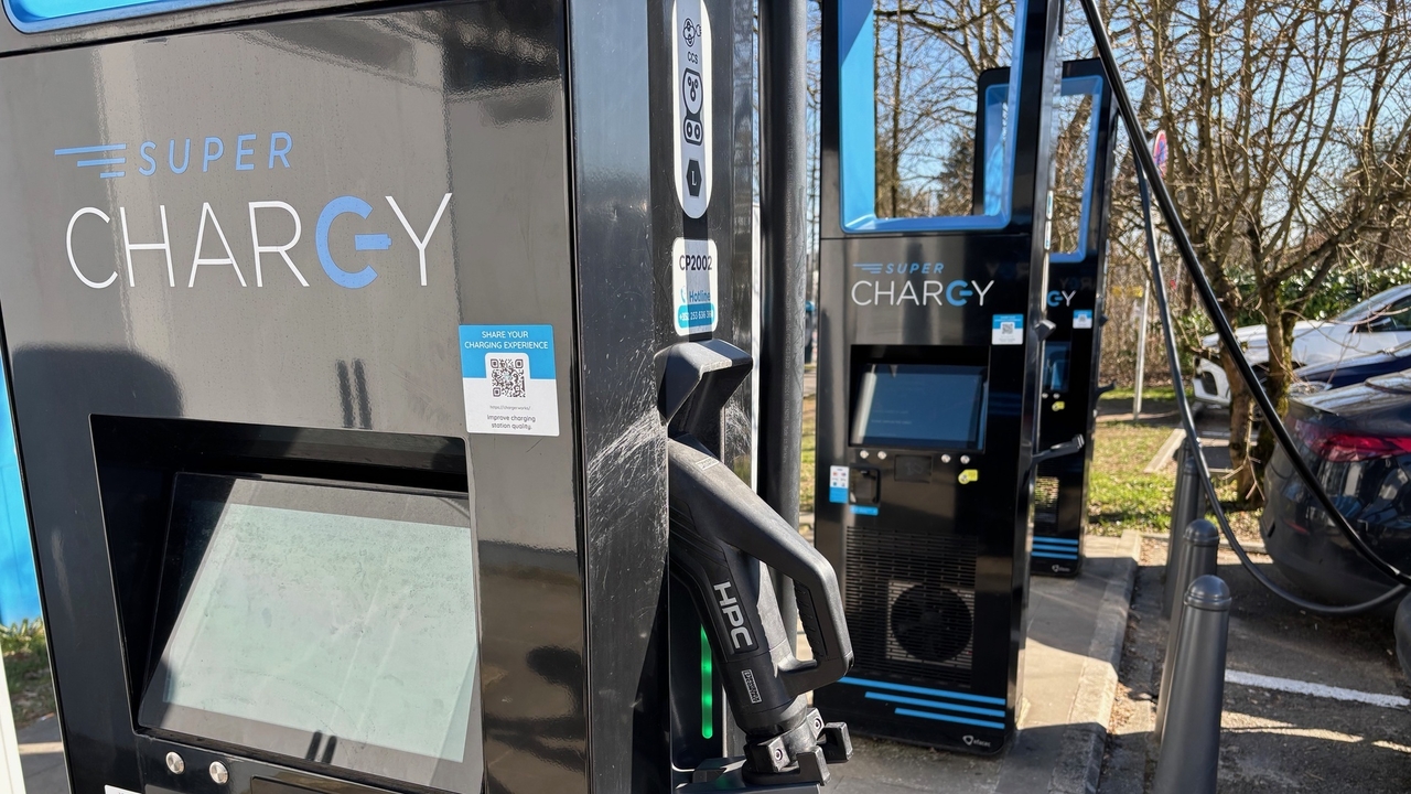 Dealing with charging: How electric vehicle owners can cope with increasing electricity prices