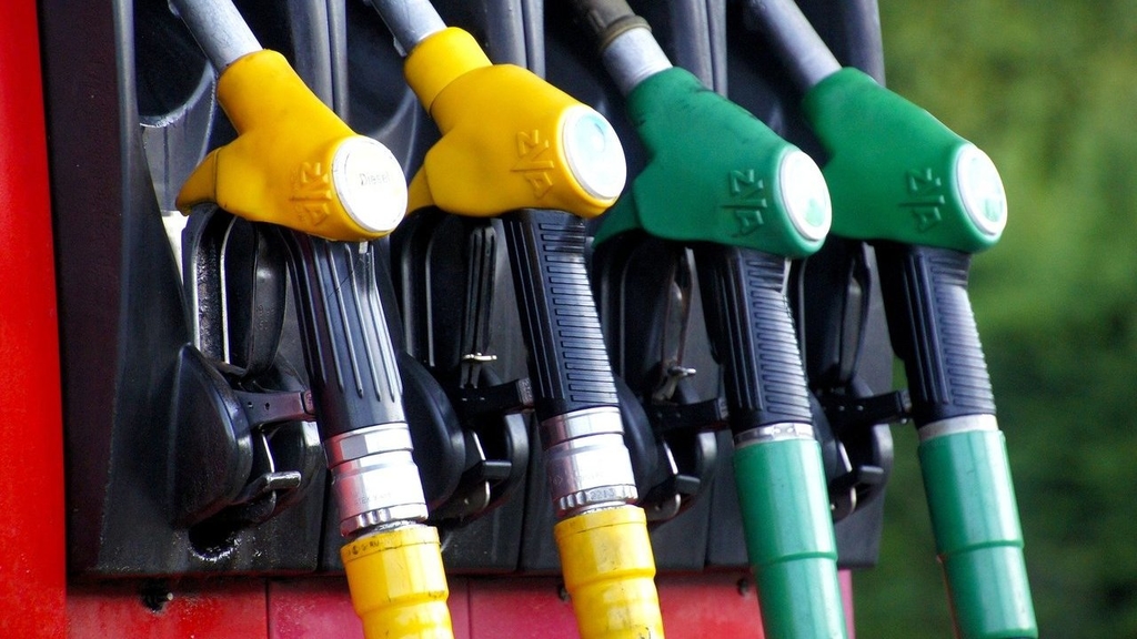 All fuels except 95 octane: Fifth fuel price drop since beginning of ...