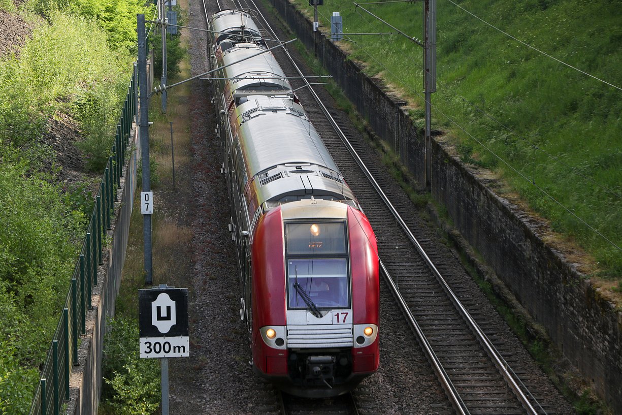 Train service disruptions: Train traffic on line 10 heavily disrupted ...