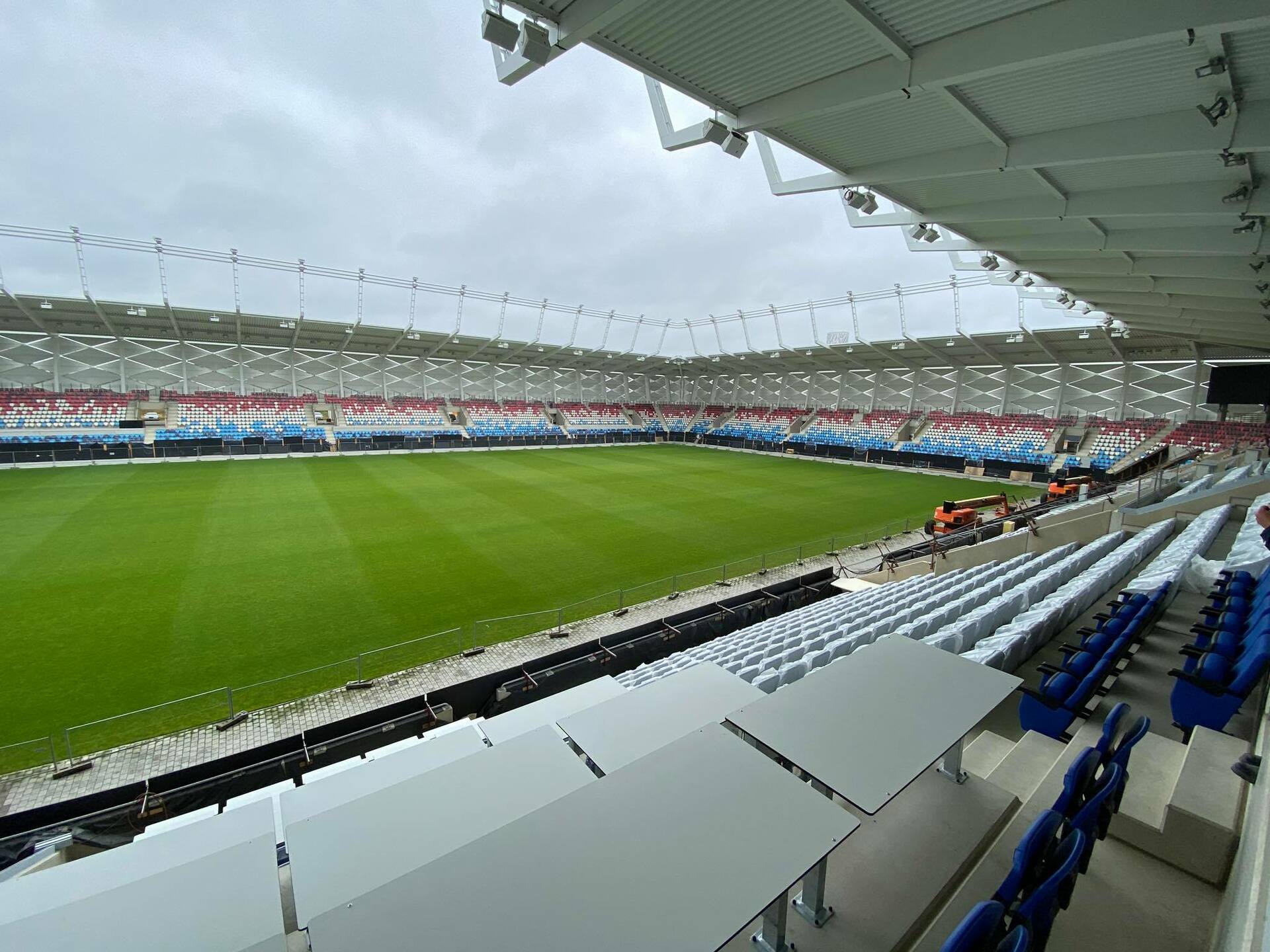 Coupe du Monde 2022: Le nouveau stade national sera-t-il prêt en mars ...