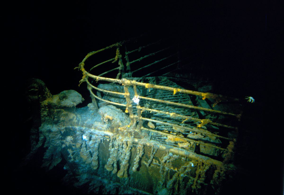Search underway: Titanic tourist submarine goes missing - RTL Today
