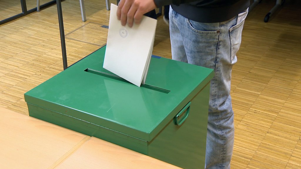Catch-up elections in three municipalities: Municipal councillors ...