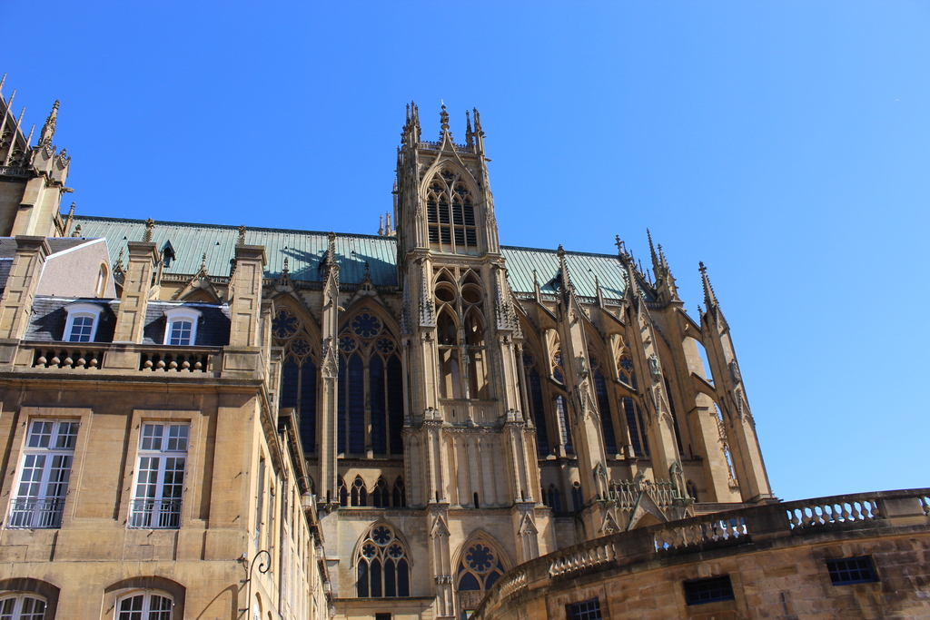 Homme retrouvé noyé au plan d'eau: La police de Metz recherche des ...