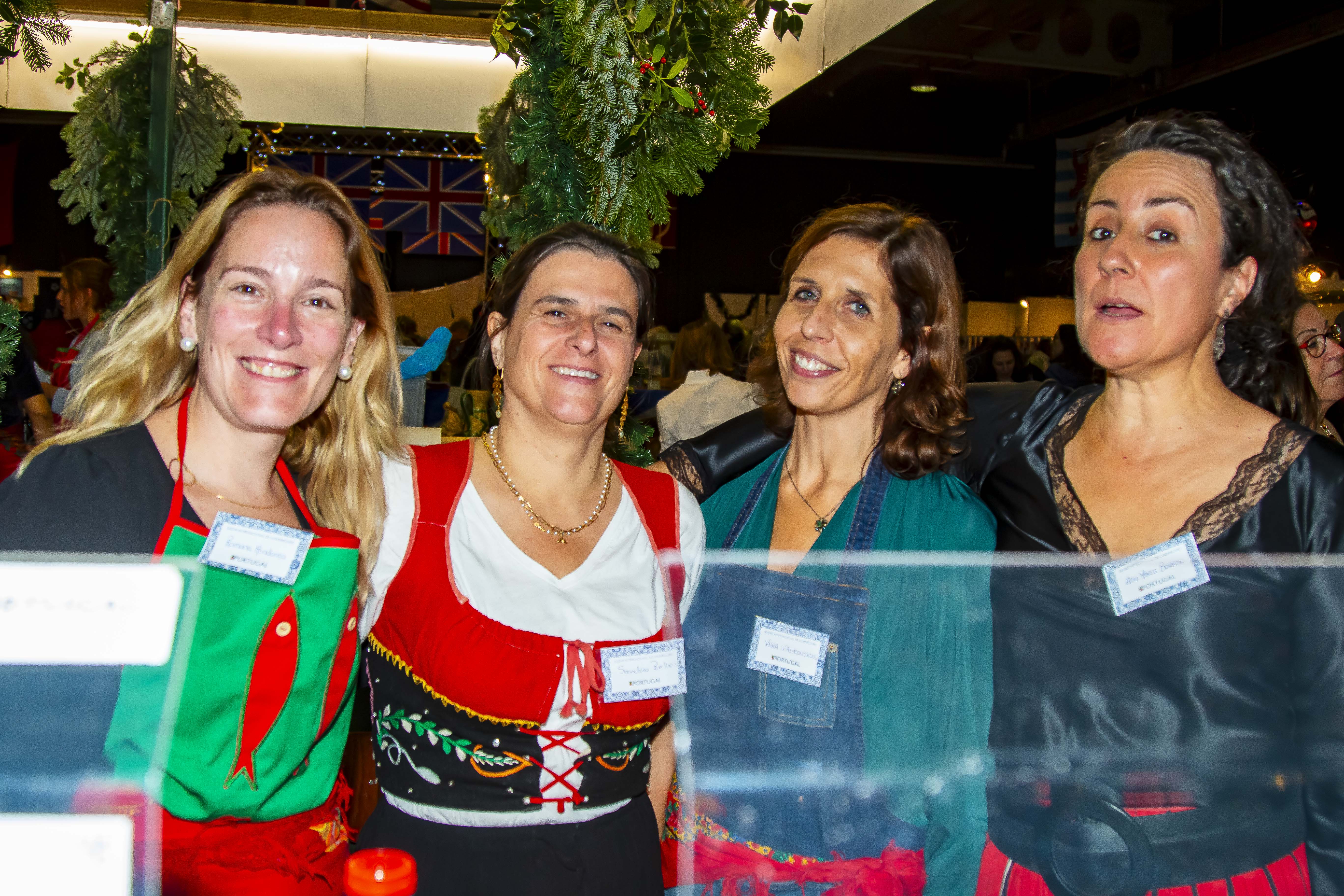 Le Bazar International ouvre ses portes (15.11.24) - RTL Infos