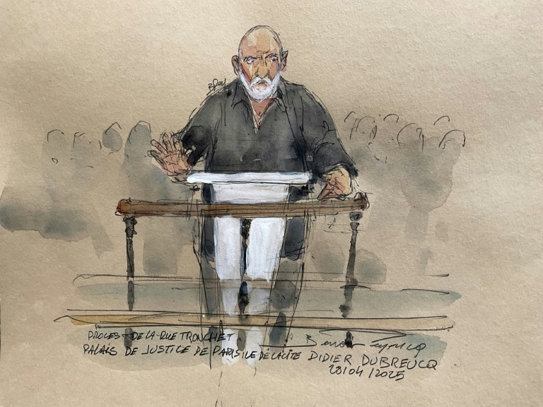 Chemotherapy during trial: Frenchman who robbed Kim Kardashian dies of ...