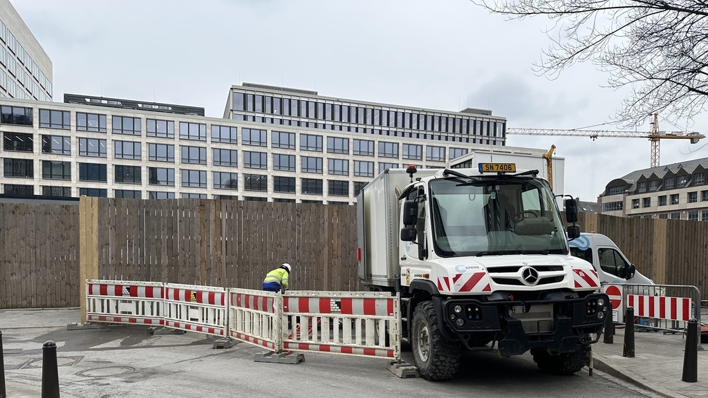 Fire at construction site: Repair works ongoing after power outage in ...