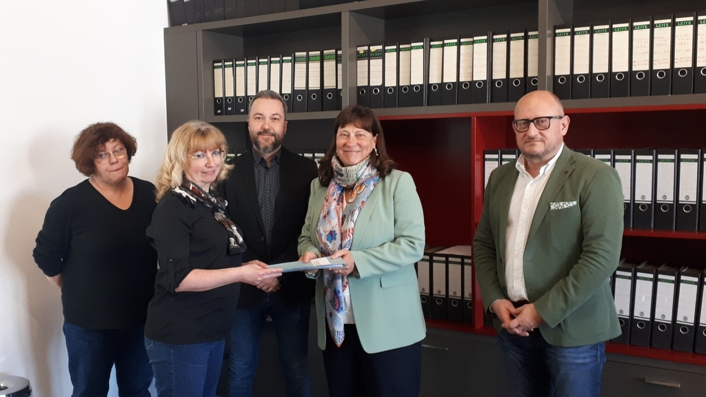 KPL - Esch-Uelzecht: Spëtzekandidatinne sinn d'Marceline Waringo an d ...