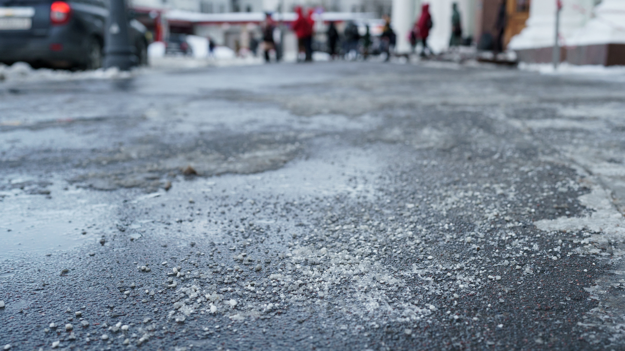 Wintry conditions: Gritting salt sold out across Luxembourg - RTL Today