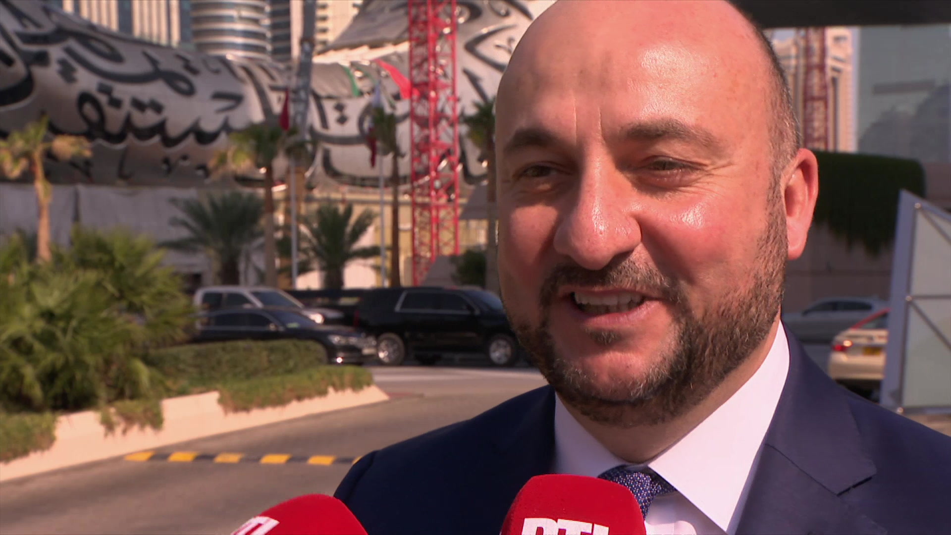 Fréieren LSAP-Minister: Etienne Schneider gëtt Beroder fir "Ilavska ...