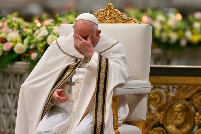 Hospitalised since last Friday: Pope's condition 'complex', hospital ...