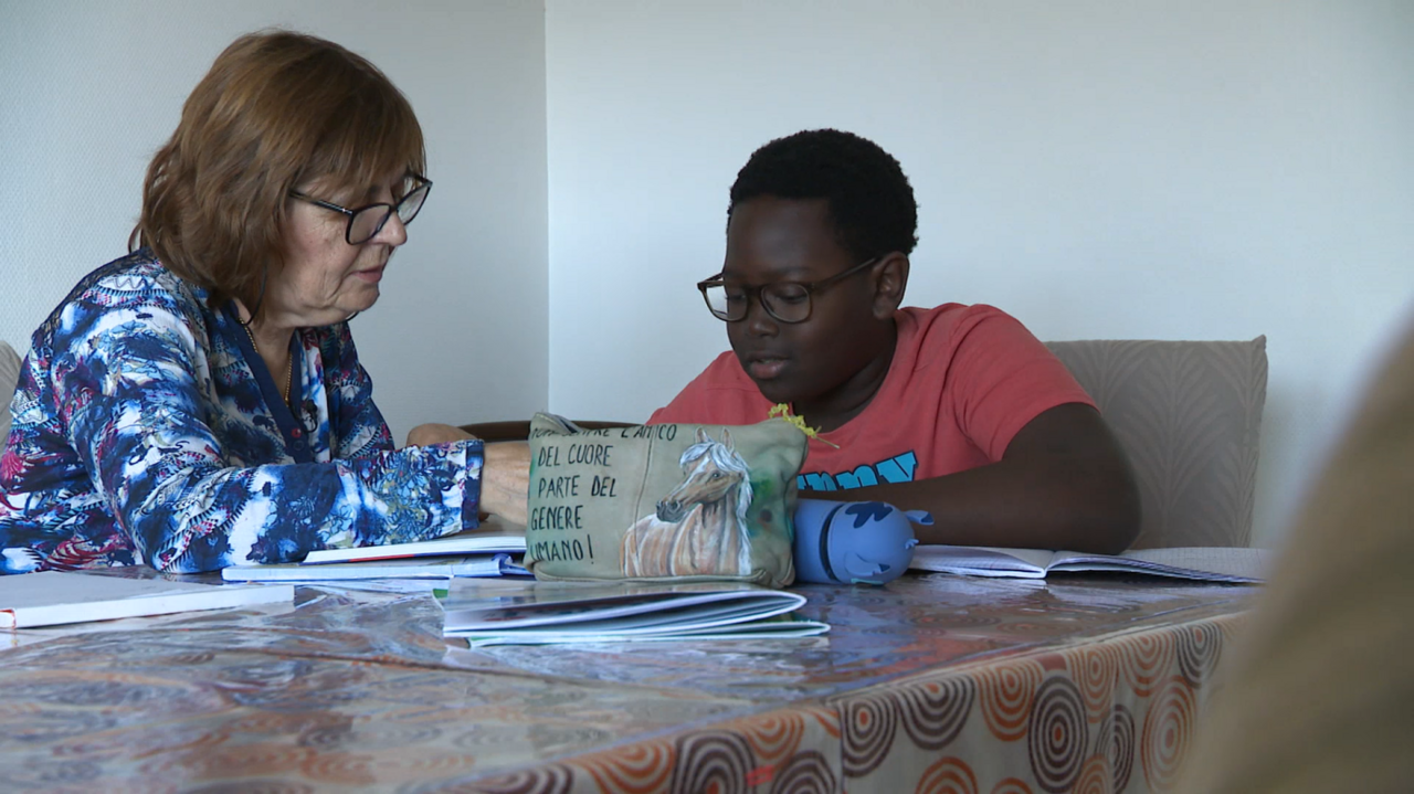Forging unusual connections: Super Seniors project bridges generations ...