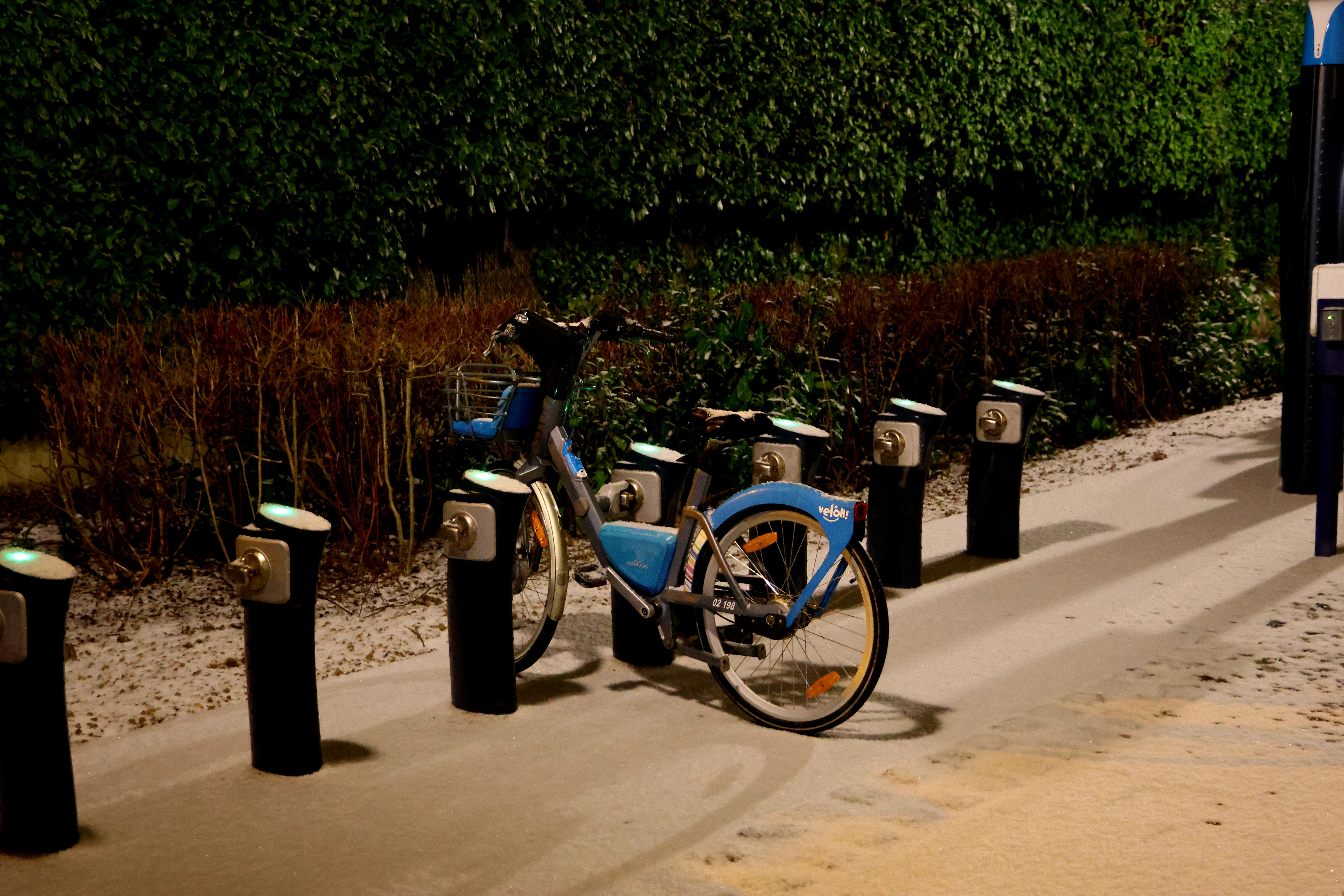 E Flom Schnéi iwwert der Haaptstad (15.1.24) - RTL Lëtzebuerg