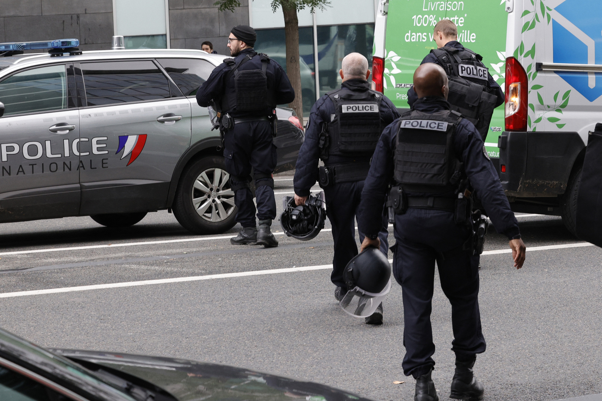 France: Le corps démembré d'un homme retrouvé dans une valise, un homme ...