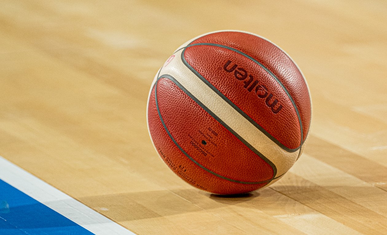 E Basketsmatch fir de gudden Zweck: "Lux Hoops for Hope": Lëtzebuerger ...