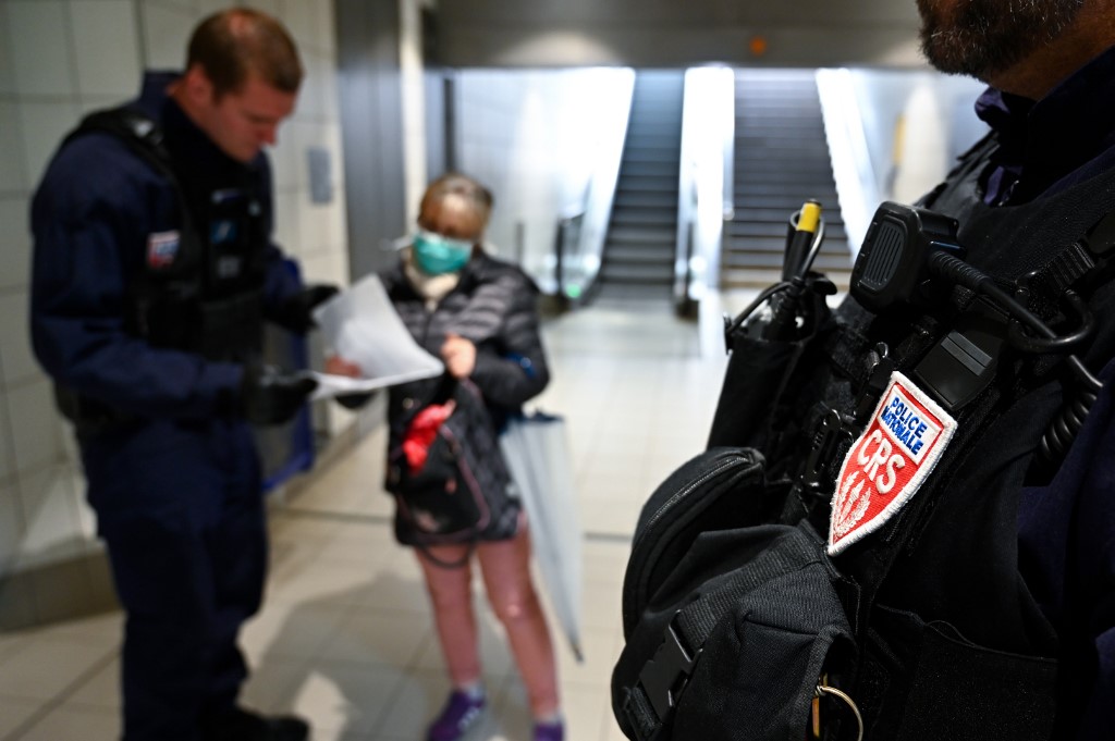 Nouvelles mesures en France: Le pouvoir de verbaliser sera étendu à ...