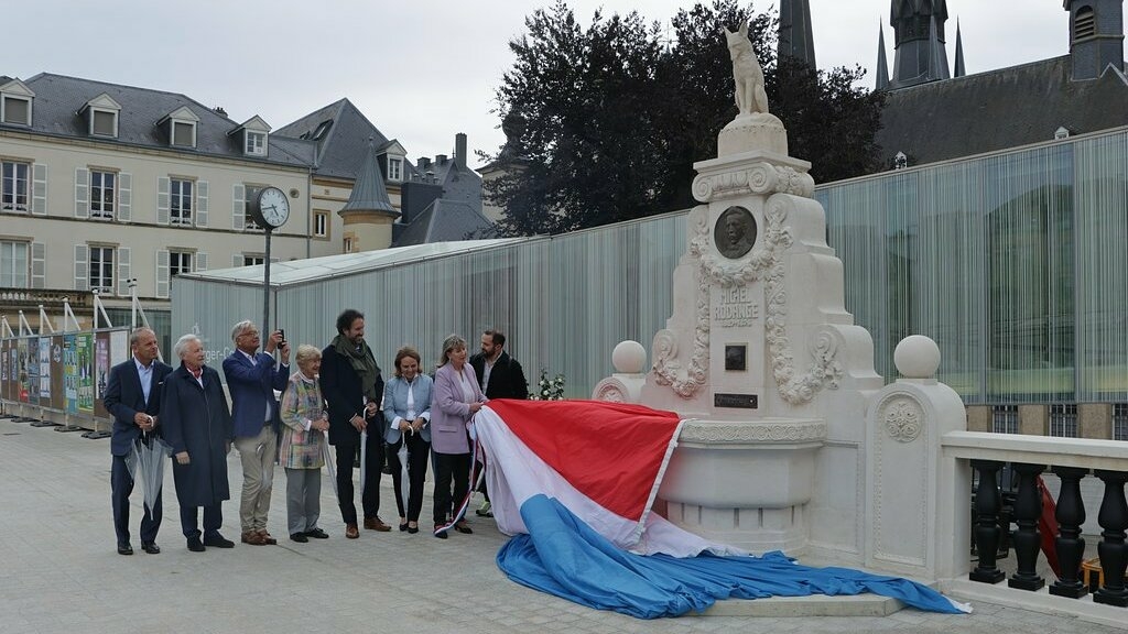 Following two-year absence: 'Renert' statue restored and reinstated at ...