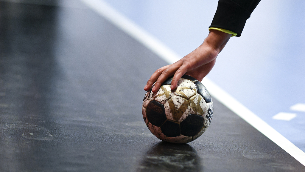 European Cup am Handball: Red Boys mat héijer Hypothéik, HBD mat gudder ...