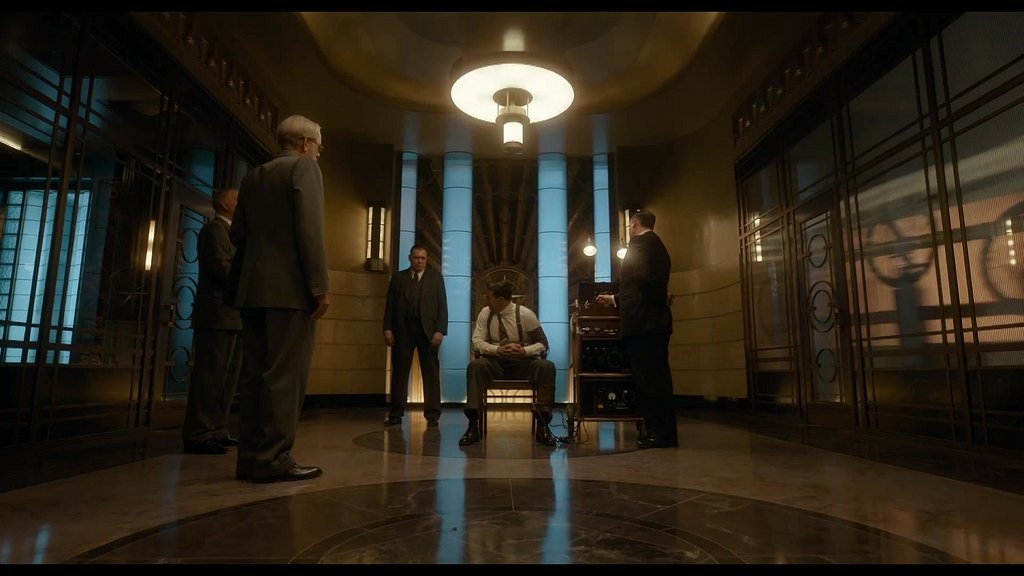 Kinotipp: "Nightmare Alley" - RTL Lëtzebuerg